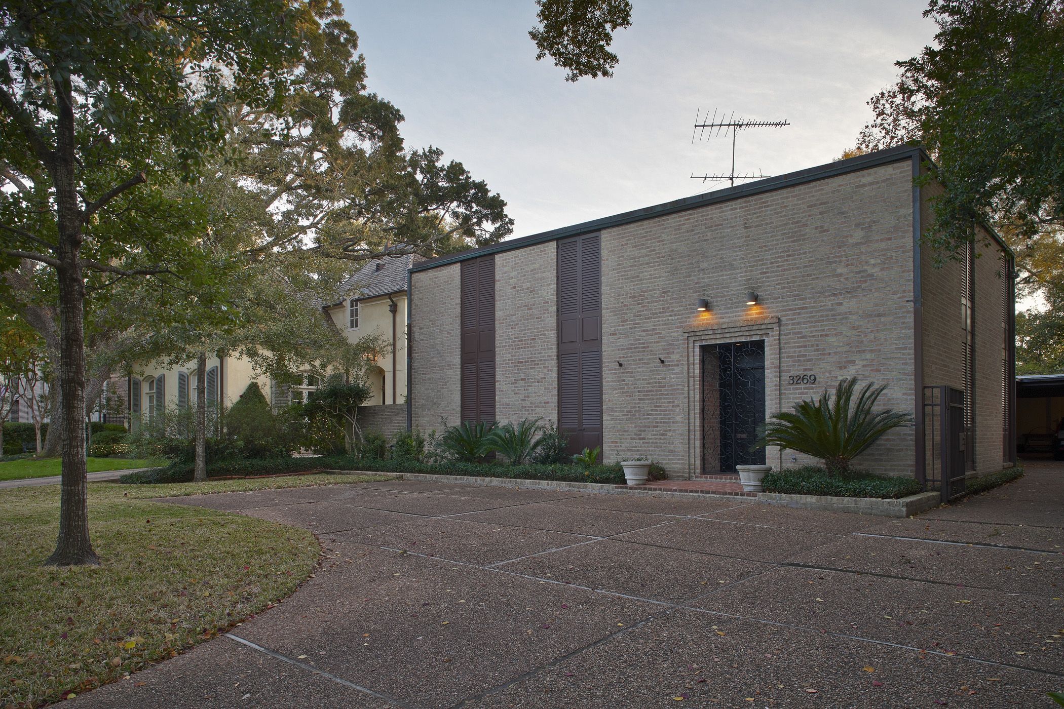 Cain/Lockwood House - HoustonMod
